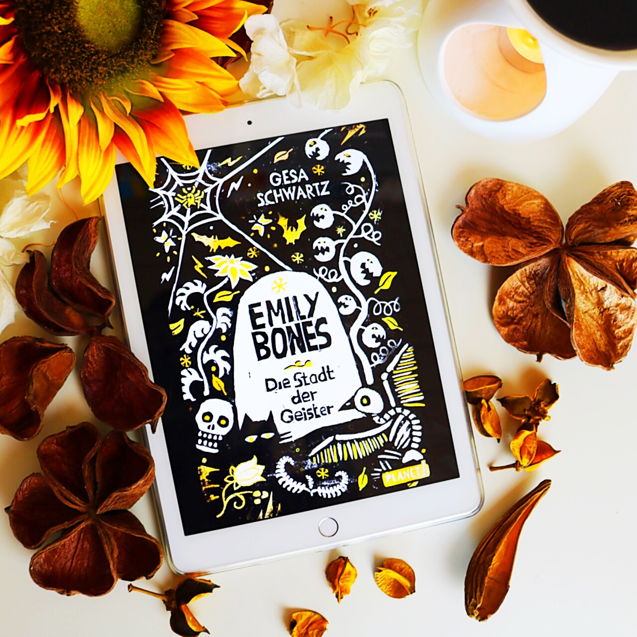 Emily Bones: Die Stadt der Geister - Gesa Schwartz • René We