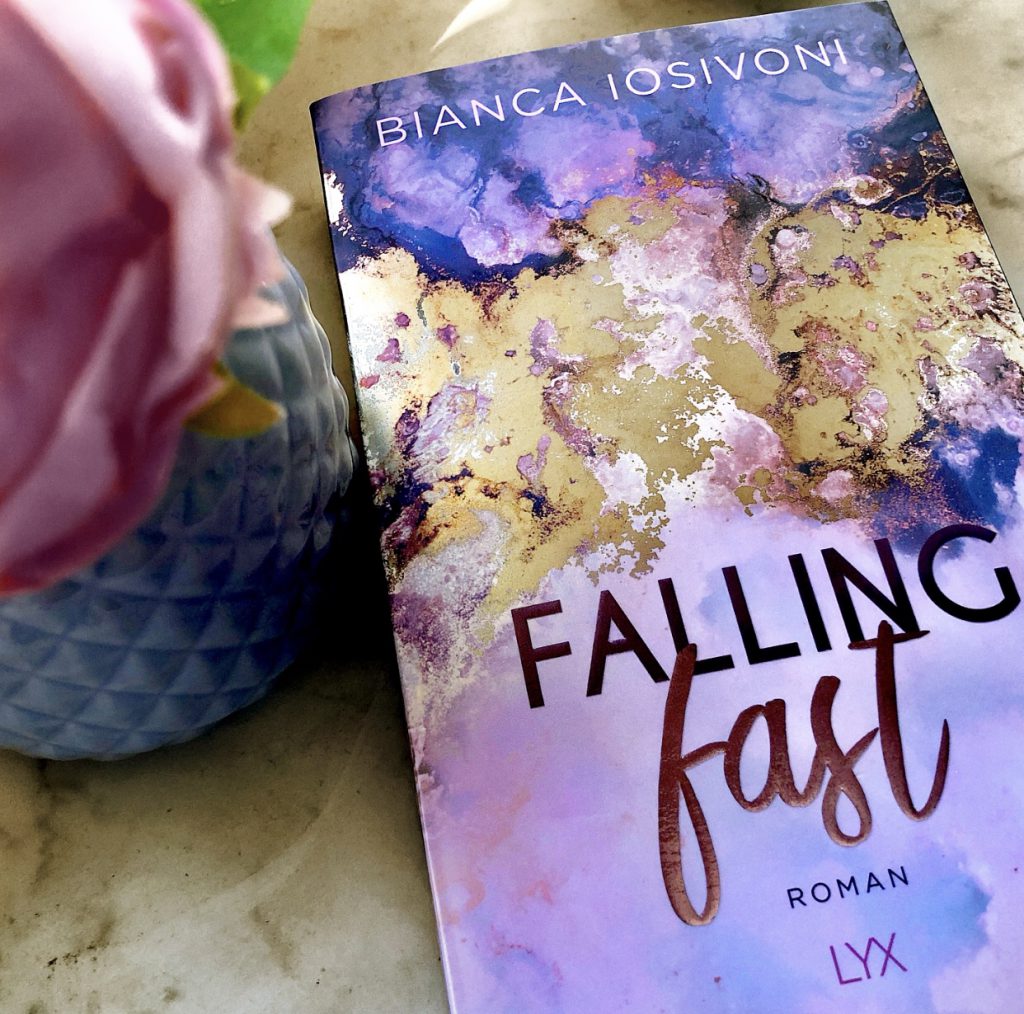 Falling Fast - Bianca Iosivoni | Rezension • René We
